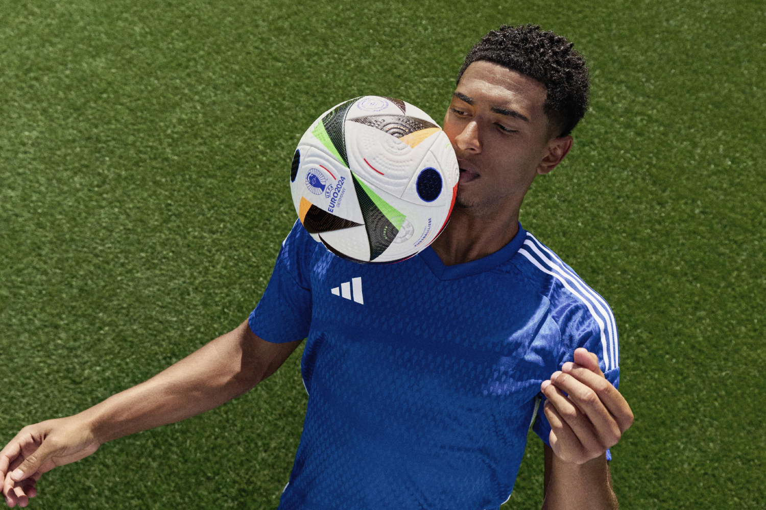 adidas presenteert nieuwe EK-bal FUSSBALLLIEBE - Sneakerjagers