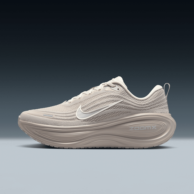 Nike Vomero Plus Lt Bone | HV8150-001 | Sneakerjagers